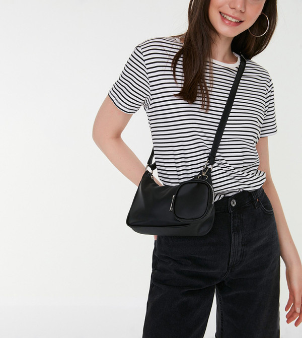 Buy Trendyol Solid Cross Body With Coin Purse In Black | 6thStreet Bahrain