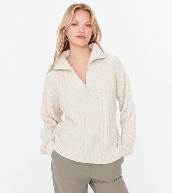 Buy Trendyol Stand Up Collar Knitted Sweater In Beige | 6thStreet Saudi ...