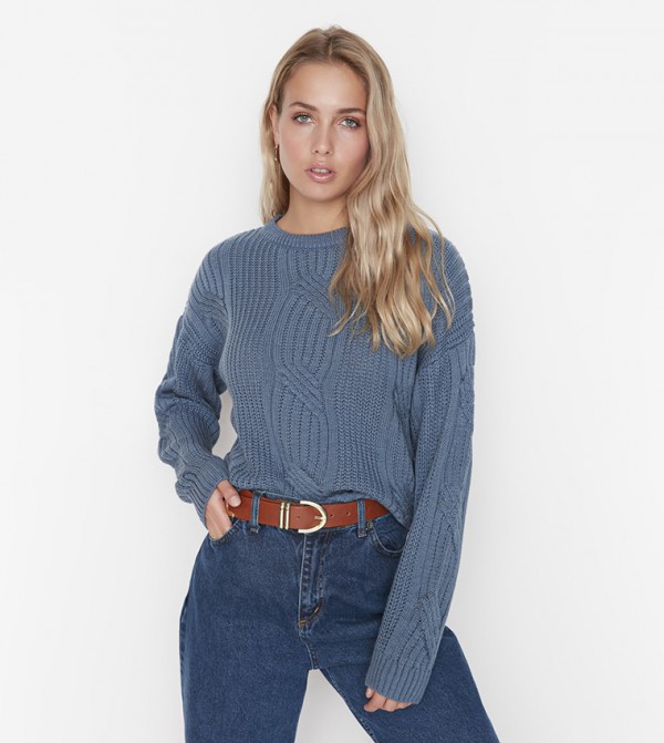 Buy Trendyol Cable Knit Crew Neck Sweater In Indigo | 6thStreet Saudi ...