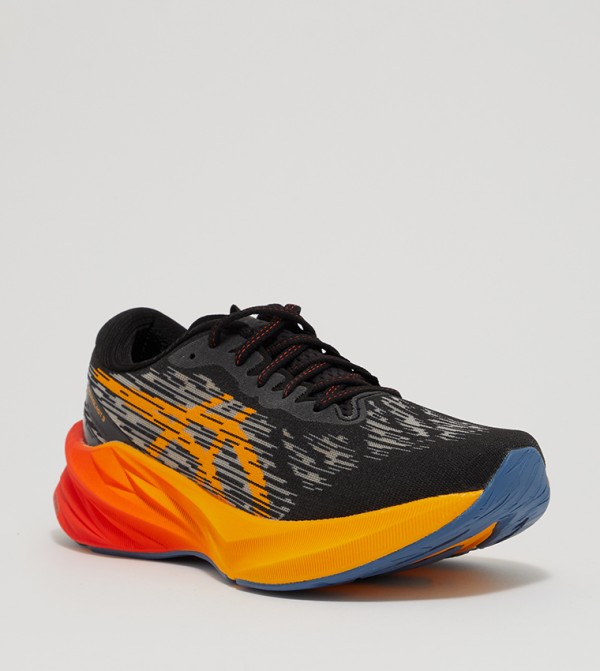 Buy Asics NOVABLAST 3 Running Shoes In Black | 6thStreet Bahrain