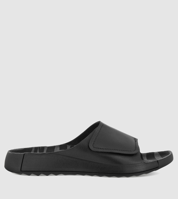 Buy ECCO 2Nd Cozmo Sandals In Black | 6thStreet Kuwait
