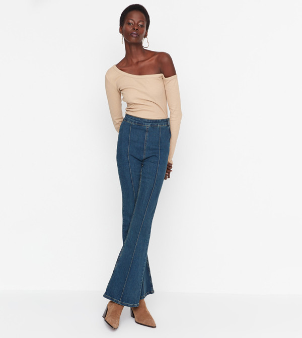 Buy Trendyol Medium Wash Stitch Detailed High Rise Flared Jeans In Blue ...