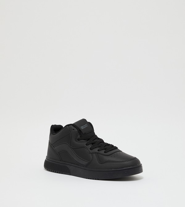 Buy Sprandi @ CCC Classic Lace Up Sneakers In Black | 6thStreet Saudi Arabia
