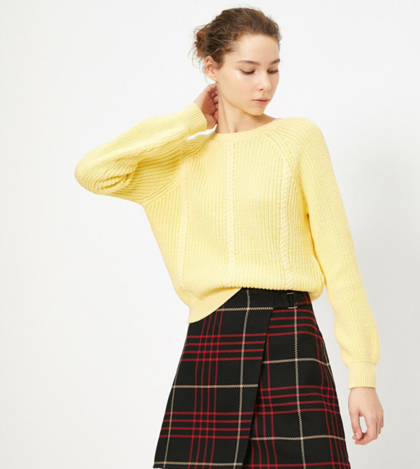 Buy Trendyol Solid Ribbed Sweater In Yellow | 6thStreet Qatar