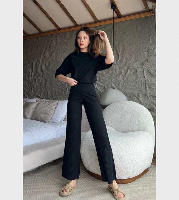 Buy Bianco Lucci Ribbed Top And Bottom Set In Black | 6thStreet UAE