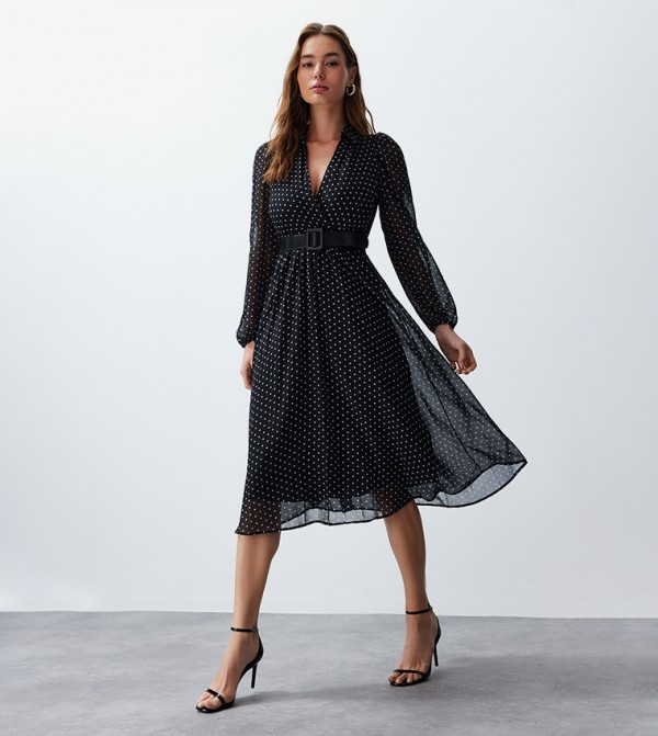 Buy Trendyol Polka Dot Chiffon Belted Midi Dress In Black | 6thStreet UAE
