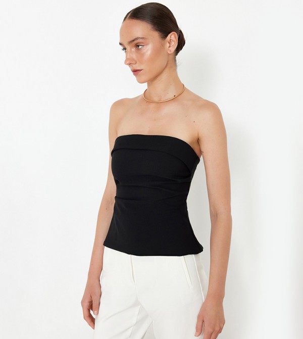 Buy Trendyol Draped Strapless Top In Black | 6thStreet Kuwait