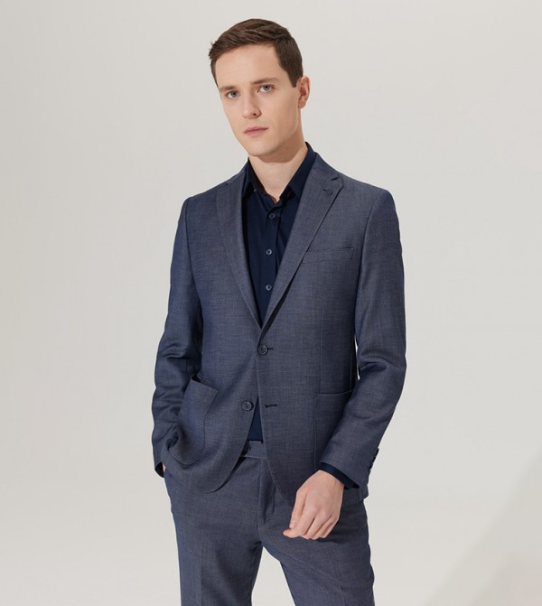Buy ALTINYILDIZ CLASSICS Textured Slim Fit Dobby Suit In NAVY BLUE ...