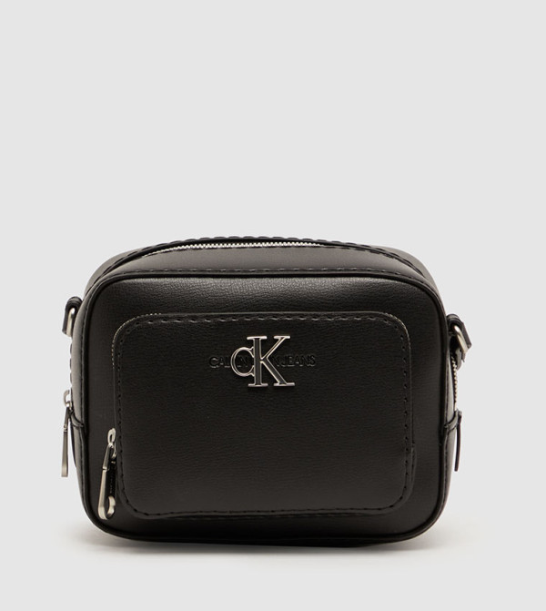 Buy Calvin Klein Camera Bag W/Pckt Black In Black | 6thStreet Saudi Arabia