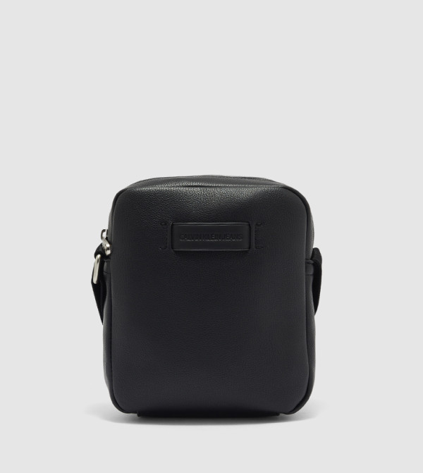 Buy Calvin Klein Micro Reporter Cross Body Bag In Black | 6thstreet UAE