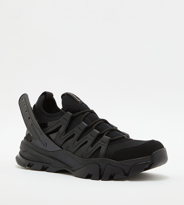 Buy Calvin Klein Chunky Sneakers Snap In Black | 6thStreet Saudi Arabia