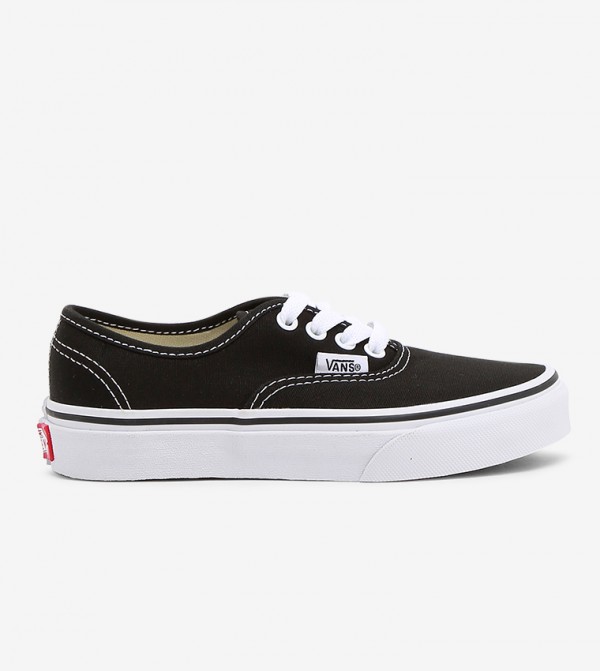 Buy Vans UY Authentic Shoes Black/True White In Black | 6thStreet Qatar