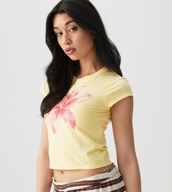 Buy Ardene Printed Short Sleeves Baby T Shirt In Yellow | 6thStreet UAE