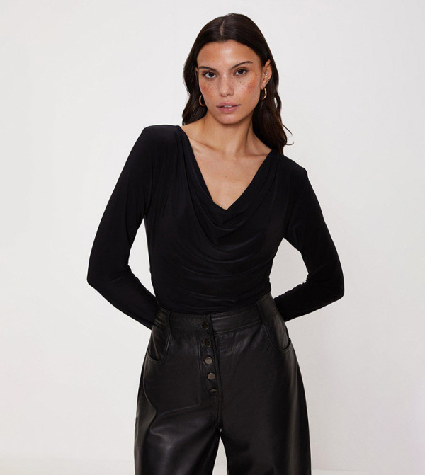 Buy Oasis Ruched Long Sleeves Drape Neck Top In Black | 6thStreet Bahrain