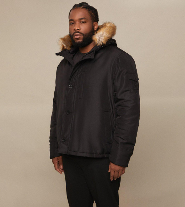 Buy Burton Smart Short Hooded Parka Jacket In Black | 6thStreet Qatar