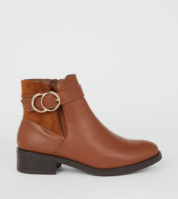 Buy Dorothy Perkins Martha Buckle Chelsea Boots In Beige | 6thstreet Kuwait