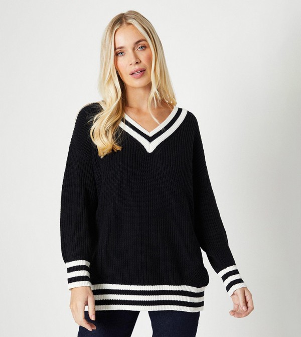Buy Wallis Petite Tipped Detail V Neck Jumper In Black | 6thStreet Bahrain Buy Wallis Petite Tipped Detail V Neck Jumper In Black | 6thStreet Bahrain