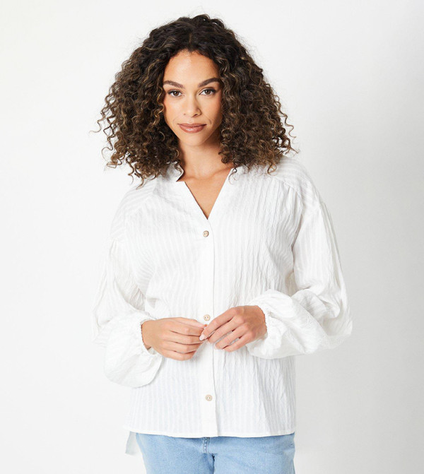 Buy Wallis Textured Stripe Hi Lo Shirt In White | 6thStreet Qatar