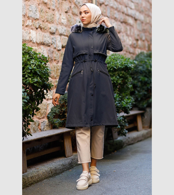 Buy INSTYLE Zipper Pocket Shearling Parka Jacket In Navy | 6thStreet Qatar