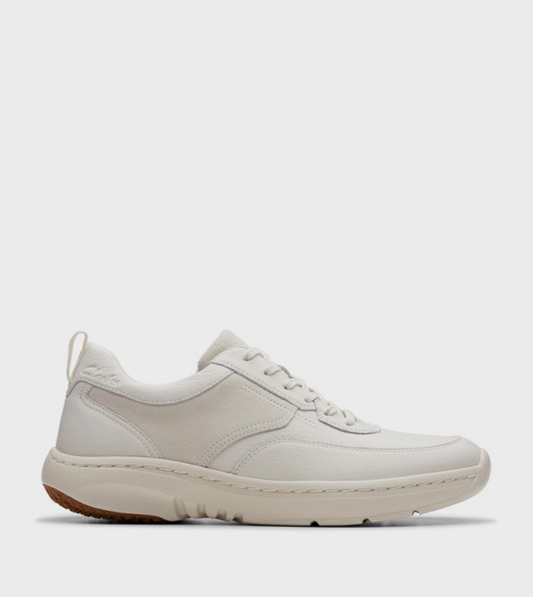 Buy Clarks ClarksPro Textured Lace Up Shoes In White | 6thStreet Qatar