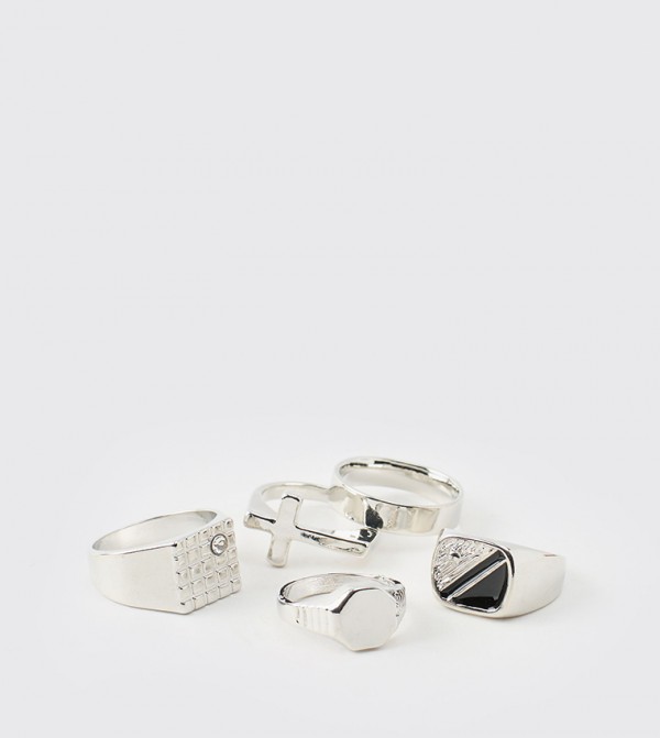 Buy BoohooMAN 5 Pack Signet Rings In Silver | 6thStreet Bahrain