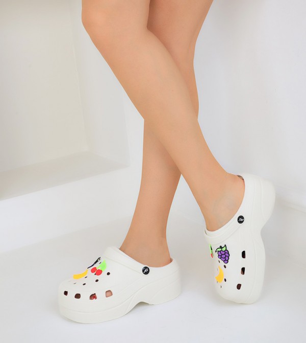 Buy SOHO Round Toe Platform Clogs In White | 6thStreet UAE