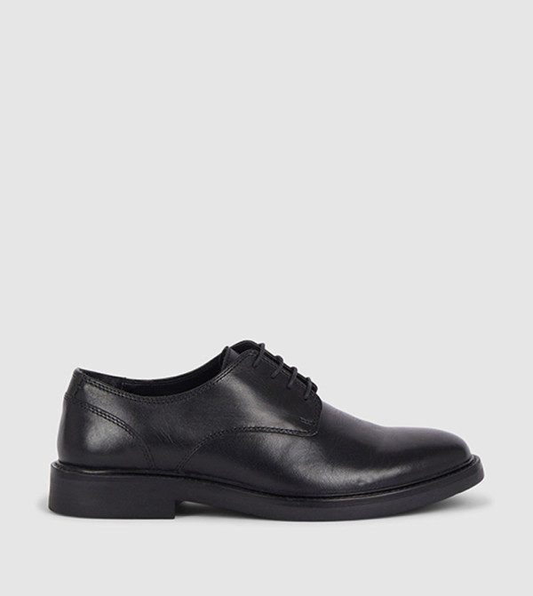 Buy Debenhams Elijah Leather Plain Toe Derby Shoes In Black | 6thStreet ...