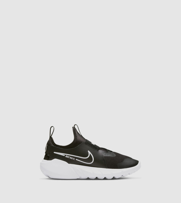 Buy Nike Flex Runner 2 GS Low Top Sneakers In Black | 6thStreet Kuwait