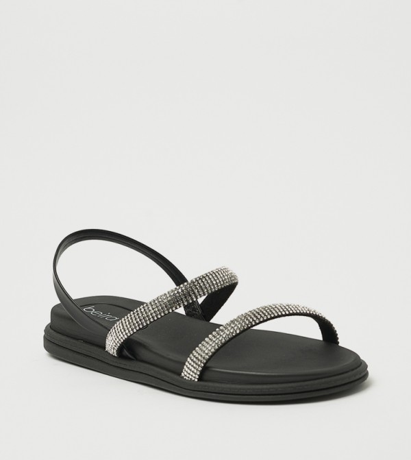 Buy Beira Rio NOVAH Embellished Flat Sandals In Black | 6thStreet Saudi ...