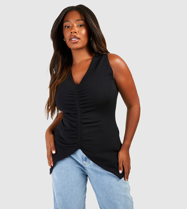 Buy Boohoo Halter Split Front Top In Black | 6thStreet Saudi Arabia