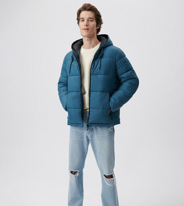 Buy Mavi Zippered Hooded Puffer Jacket In Navy | 6thStreet Qatar