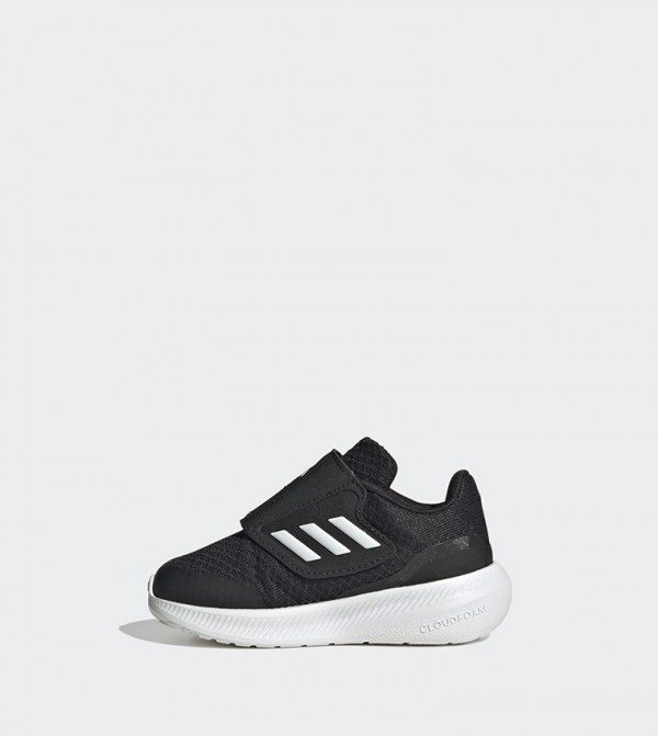 Buy Adidas RUNFALCON 3.0 Running Shoes In Black | 6thStreet Saudi Arabia