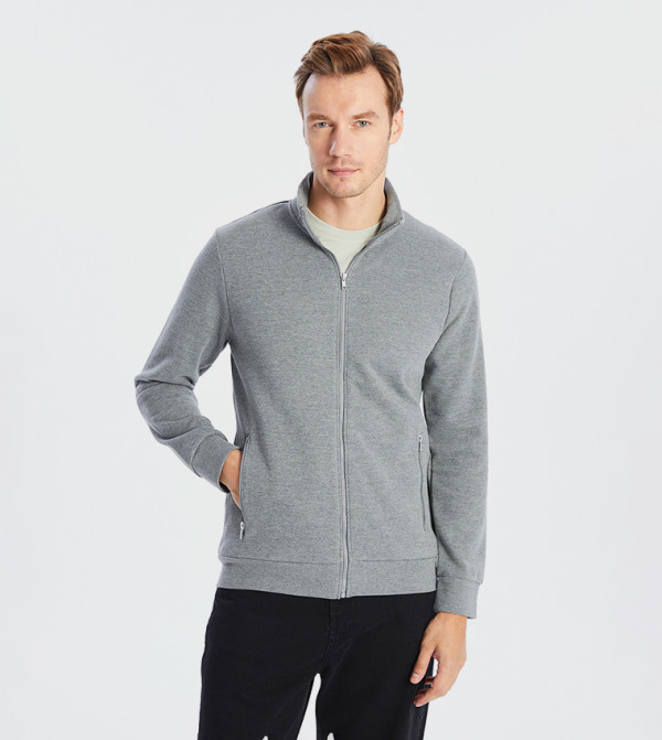 Buy LC Waikiki Solid Long Sleeves Zip Up Jacket In Grey | 6thStreet Kuwait