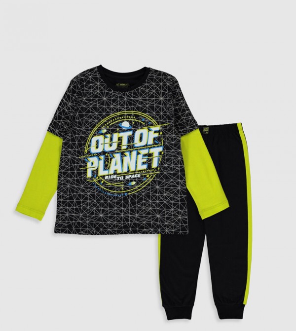 Buy LC Waikiki Key Pyjamas Set Long New Black In Black | 6thStreet Qatar