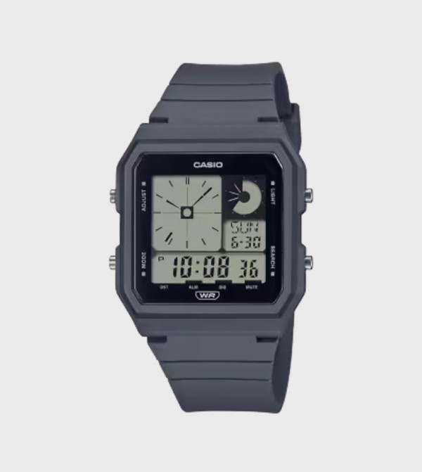 Buy Casio Black Dial Digital Watch In Black | 6thStreet UAE