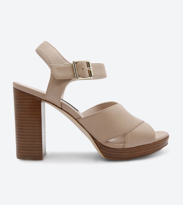 Buy Nine West Jimar Sandals Light Natural NWJIMAR In Brown | 6thStreet UAE