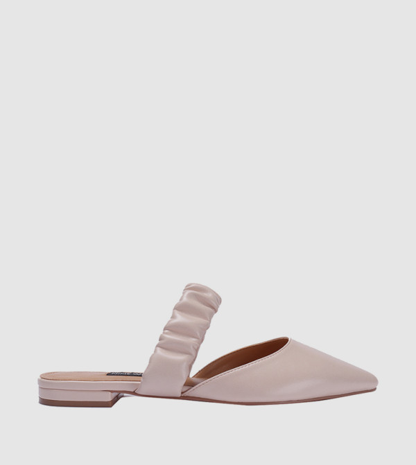 Buy Nine West Pointed Toe Mules In Beige | 6thStreet UAE