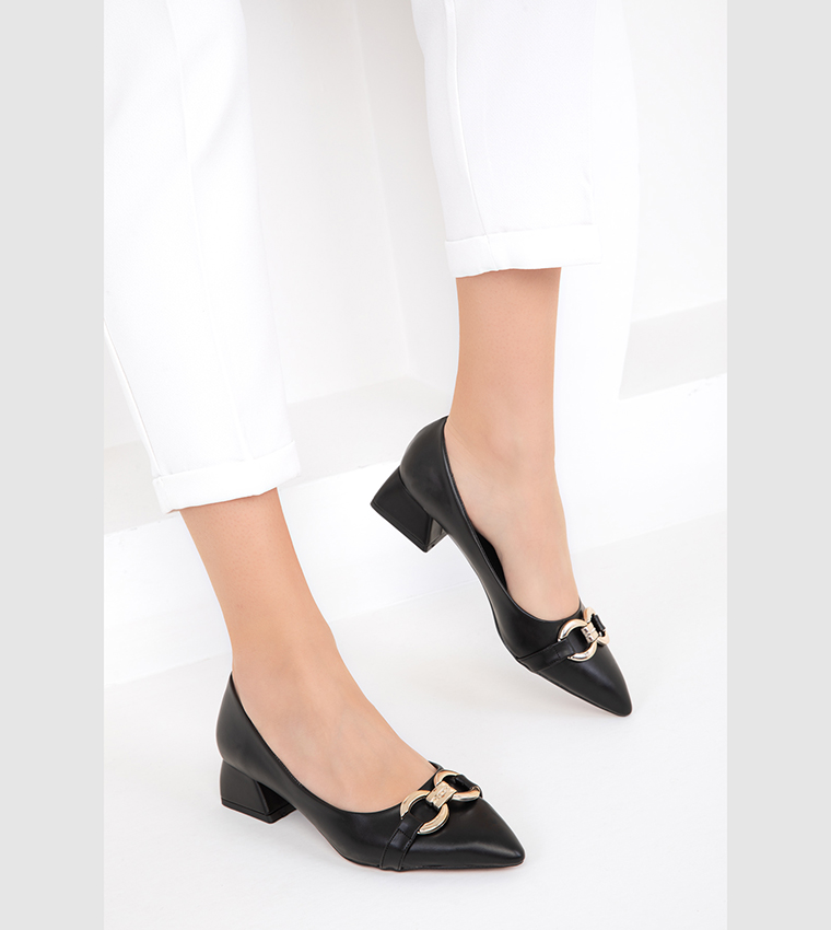 Buy SOHO Metal Detail Pointed Toe Pumps In Black | 6thStreet UAE