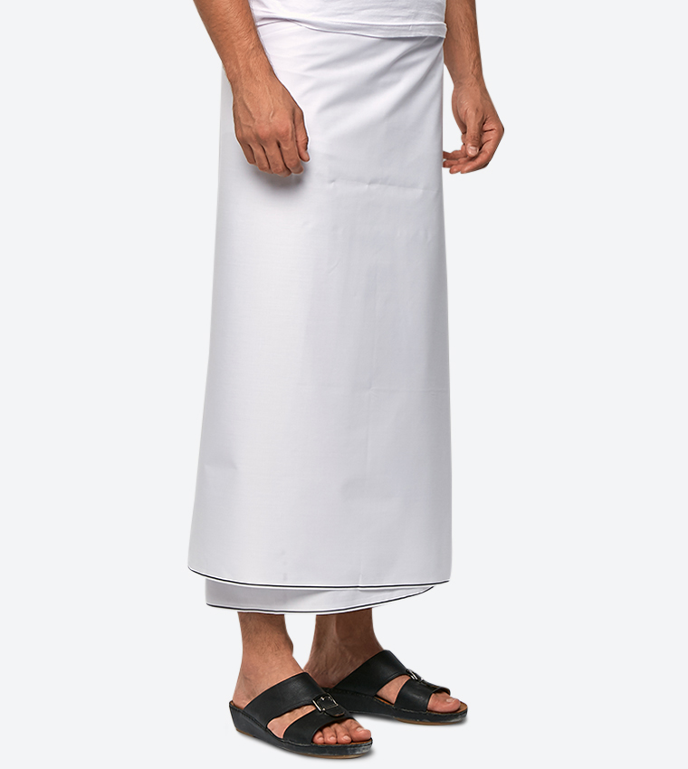 Buy Mignas Diwan Plain Woozar White In White | 6thStreet UAE