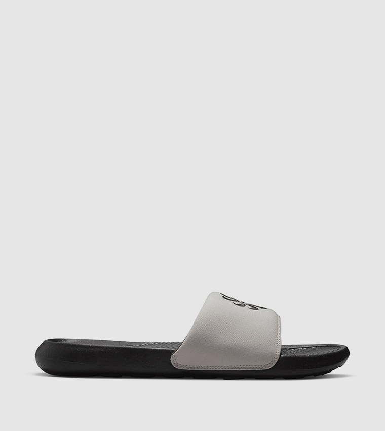 Buy Nike Victori One NN Slides In White | 6thStreet Qatar