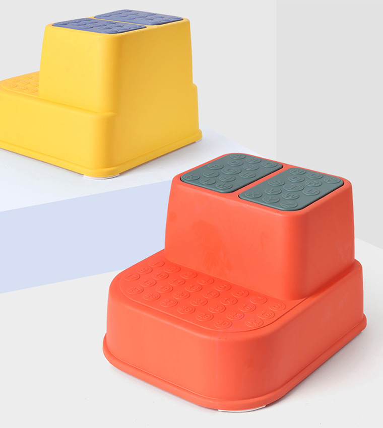 Buy Eazy Kids Step Stool Yellow In Yellow | 6thStreet UAE