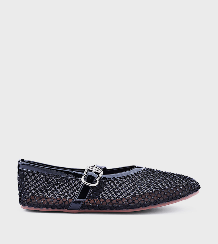 Buy Cuple Embellished Mesh Flat Shoes In Black | 6thStreet UAE
