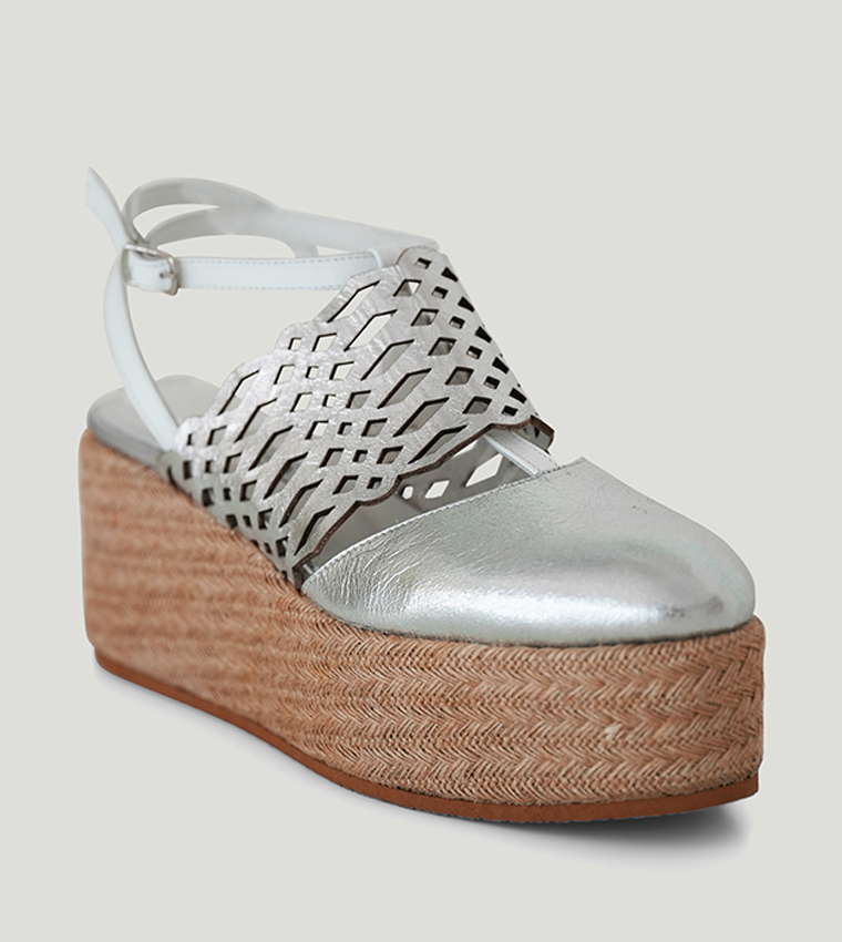 Buy Thuna FALAK Cut Out Mule Espadrille Wedges In Silver | 6thStreet Kuwait