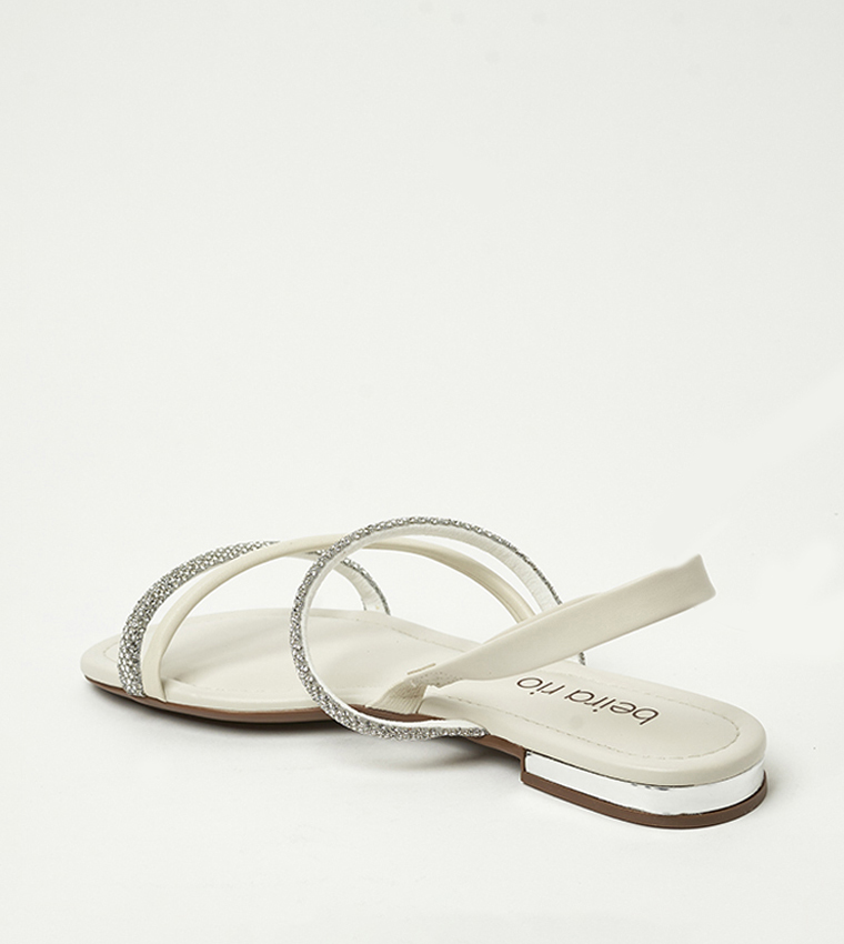 Buy Beira Rio THALIA Embellished Flat Sandals In Beige | 6thStreet Bahrain