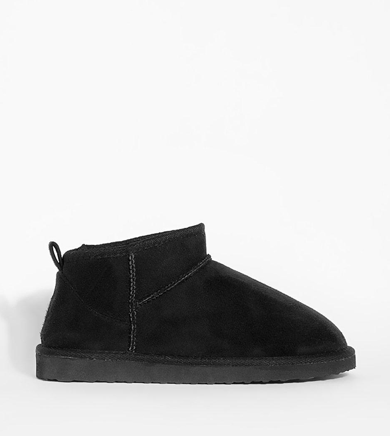 Buy Boohoo Ultra Mini Cosy Boots In Black | 6thStreet UAE