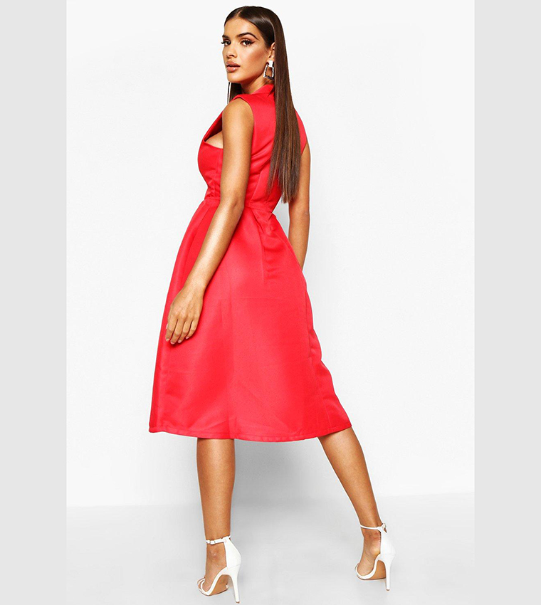 Buy Boohoo Boutique High Neck Prom Dress In Black | 6thStreet Qatar