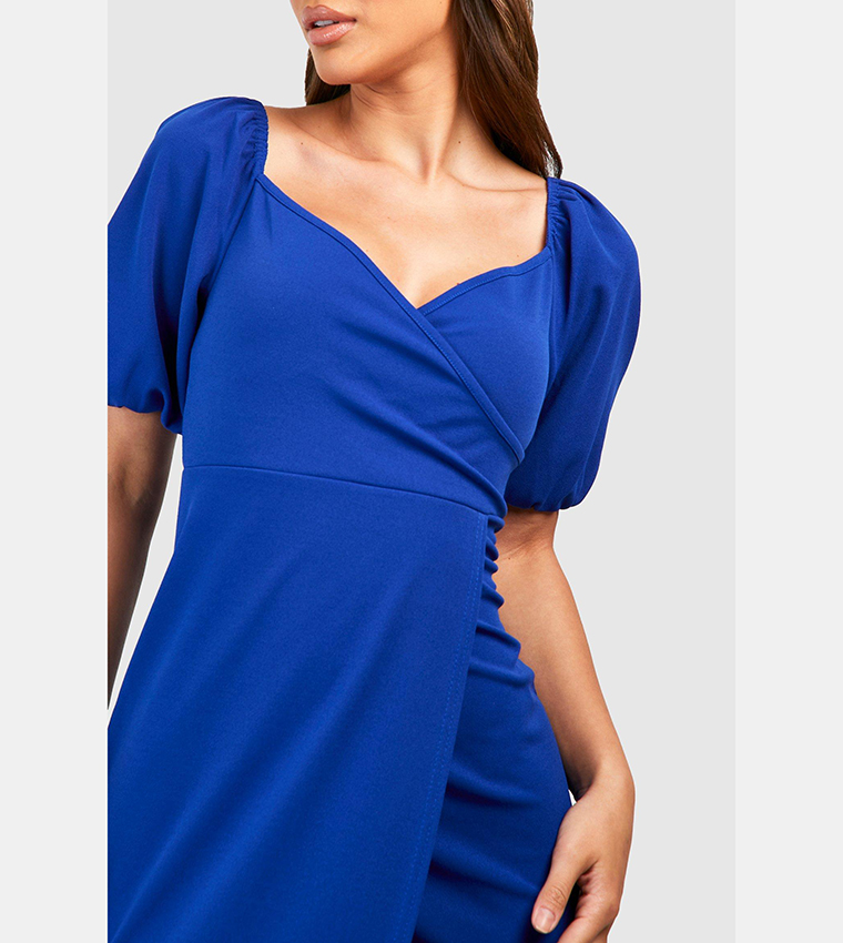 Buy Boohoo Puff Sleeves Wrap Midi Dress In Cobalt 6thstreet Qatar