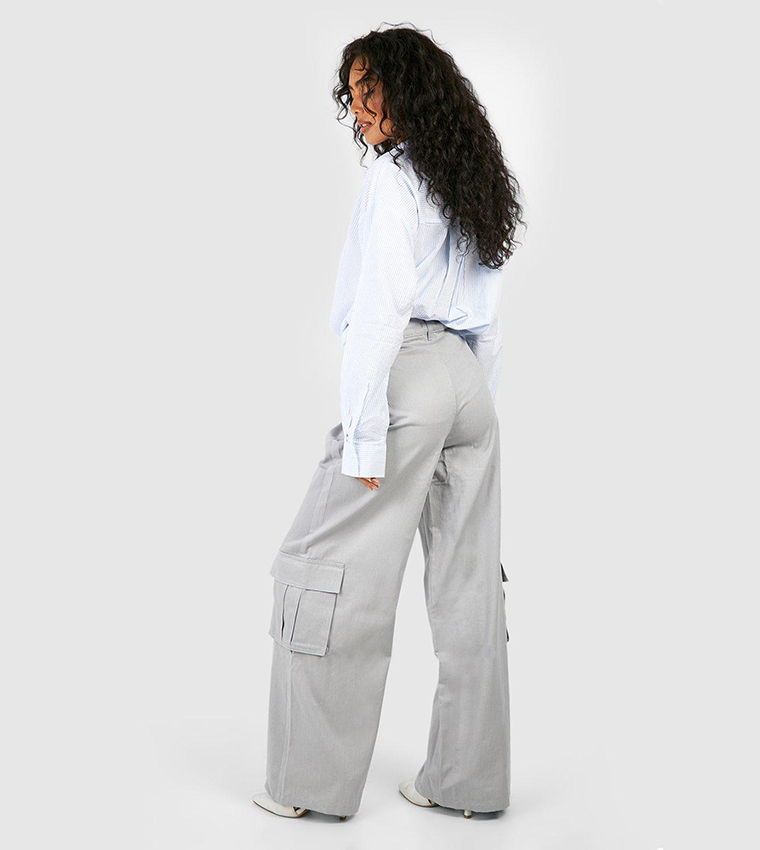 Buy Boohoo Relaxed Fit Twill Cargo Wide Leg Trousers In Grey ...