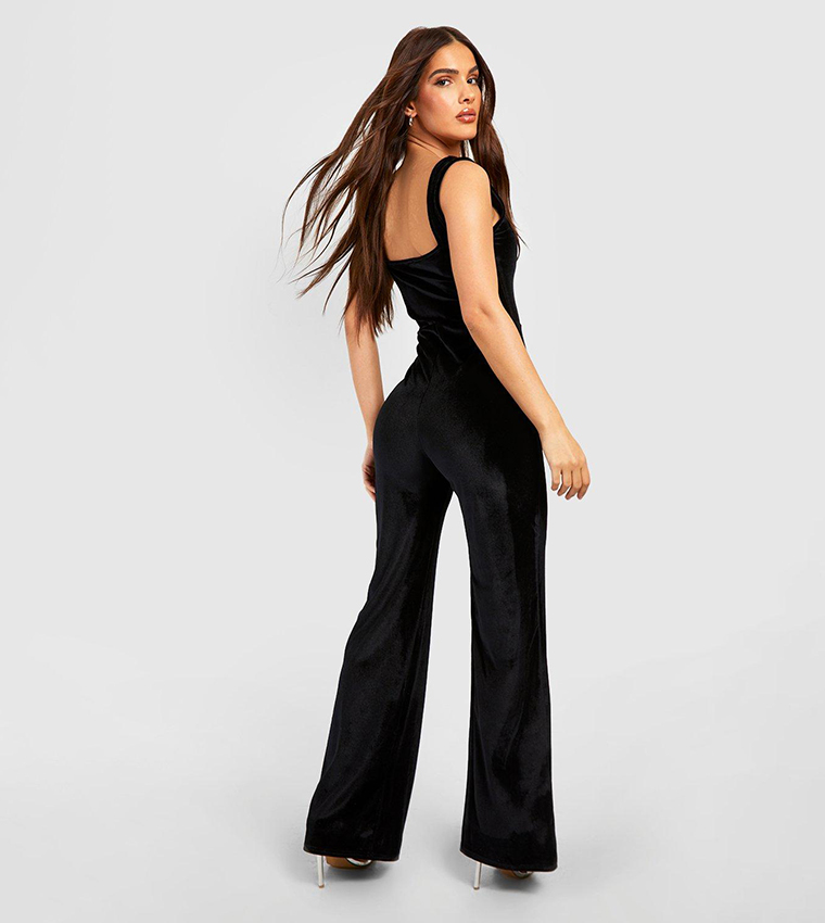Buy Boohoo Velvet Square Neck Wide Leg Jumpsuit In Black | 6thStreet Saudi Arabia