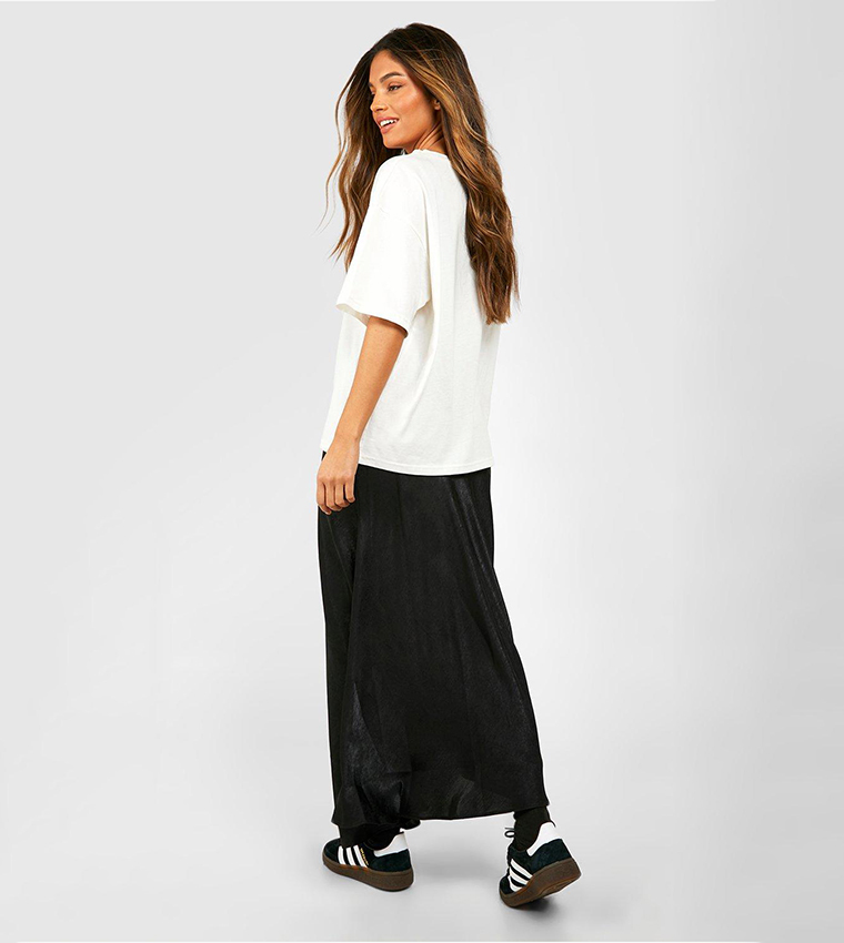 Buy Boohoo Velvet Satin Slip Midaxi Skirt In Black 6thstreet Qatar